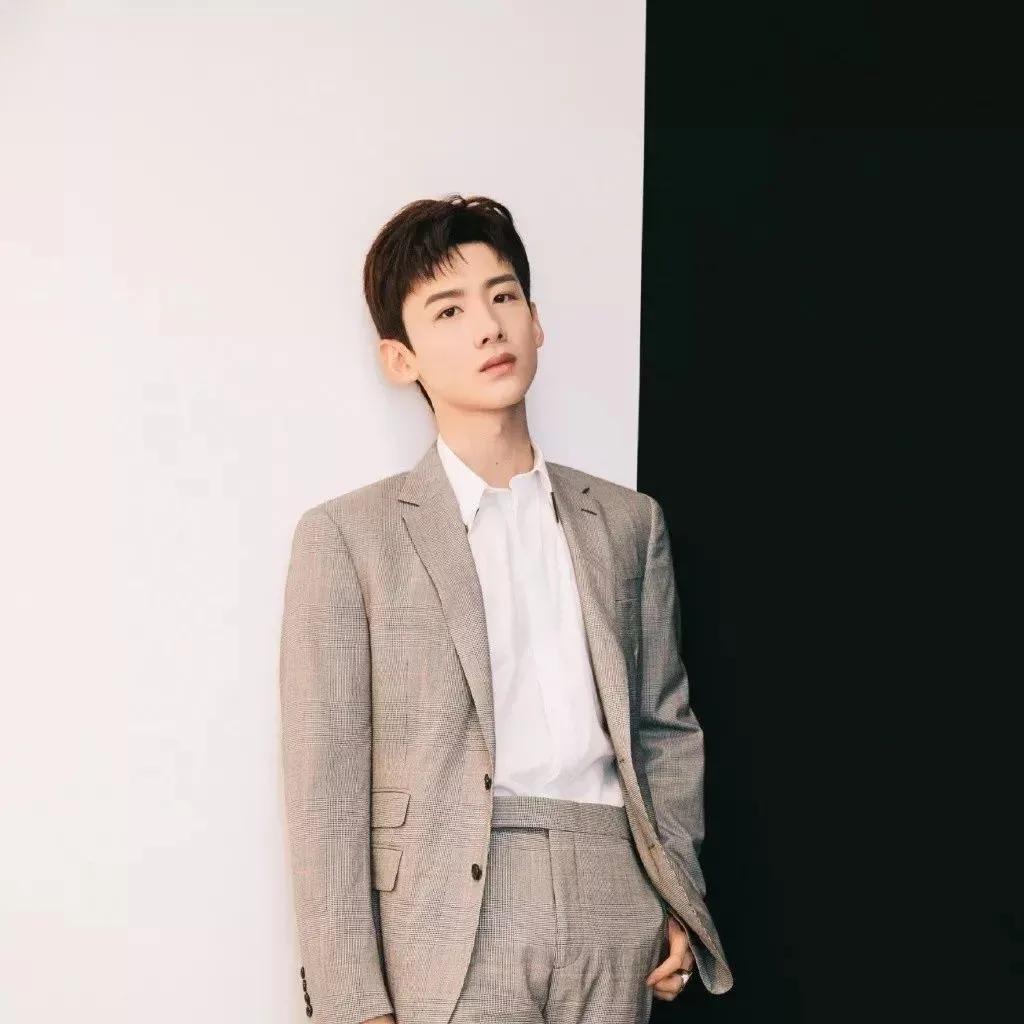 Bai Jingting: "the rich second generation" who has lived in a rental ...