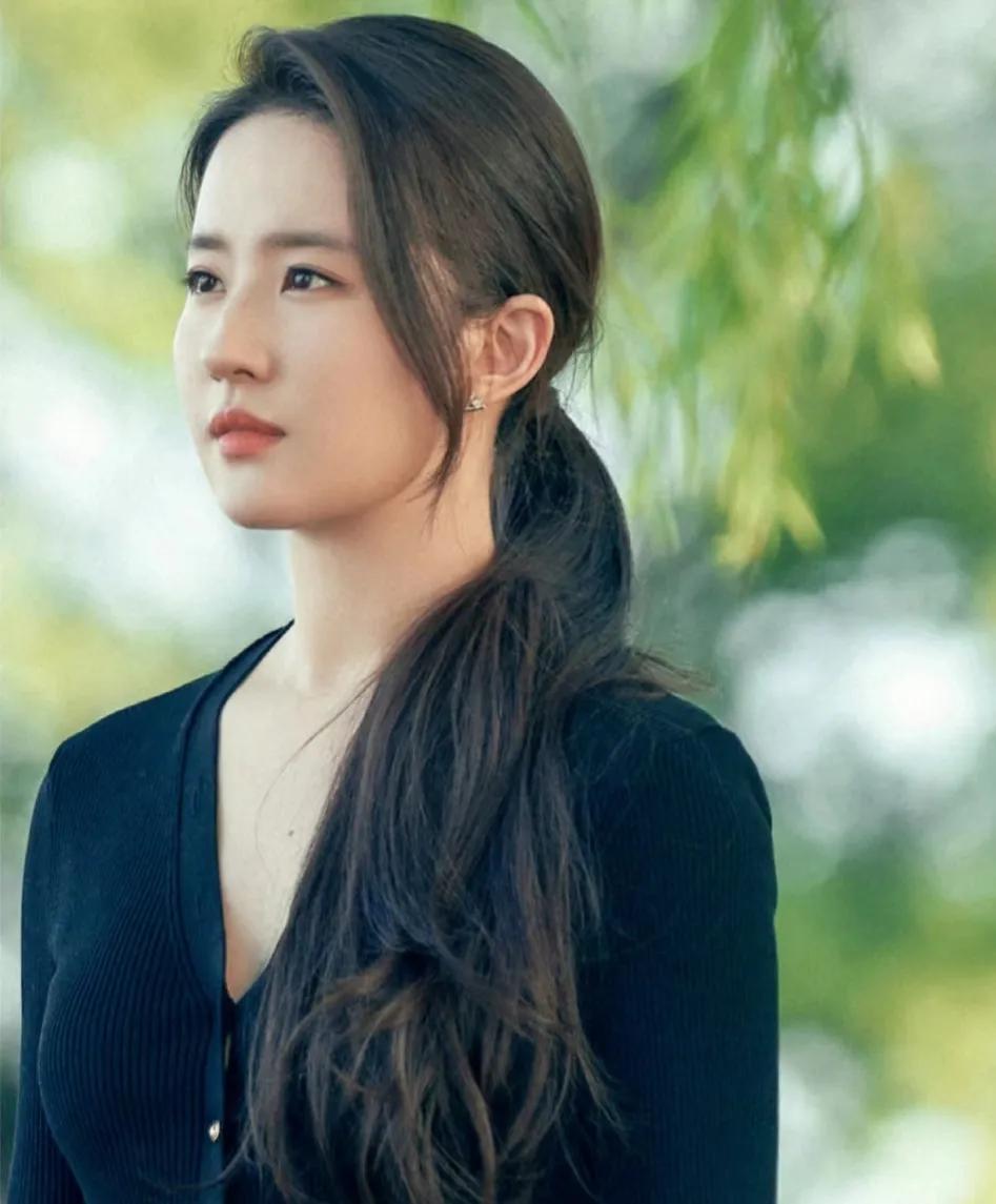 Standing on the world stage, Liu Yifei is still recognized as a Chinese ...