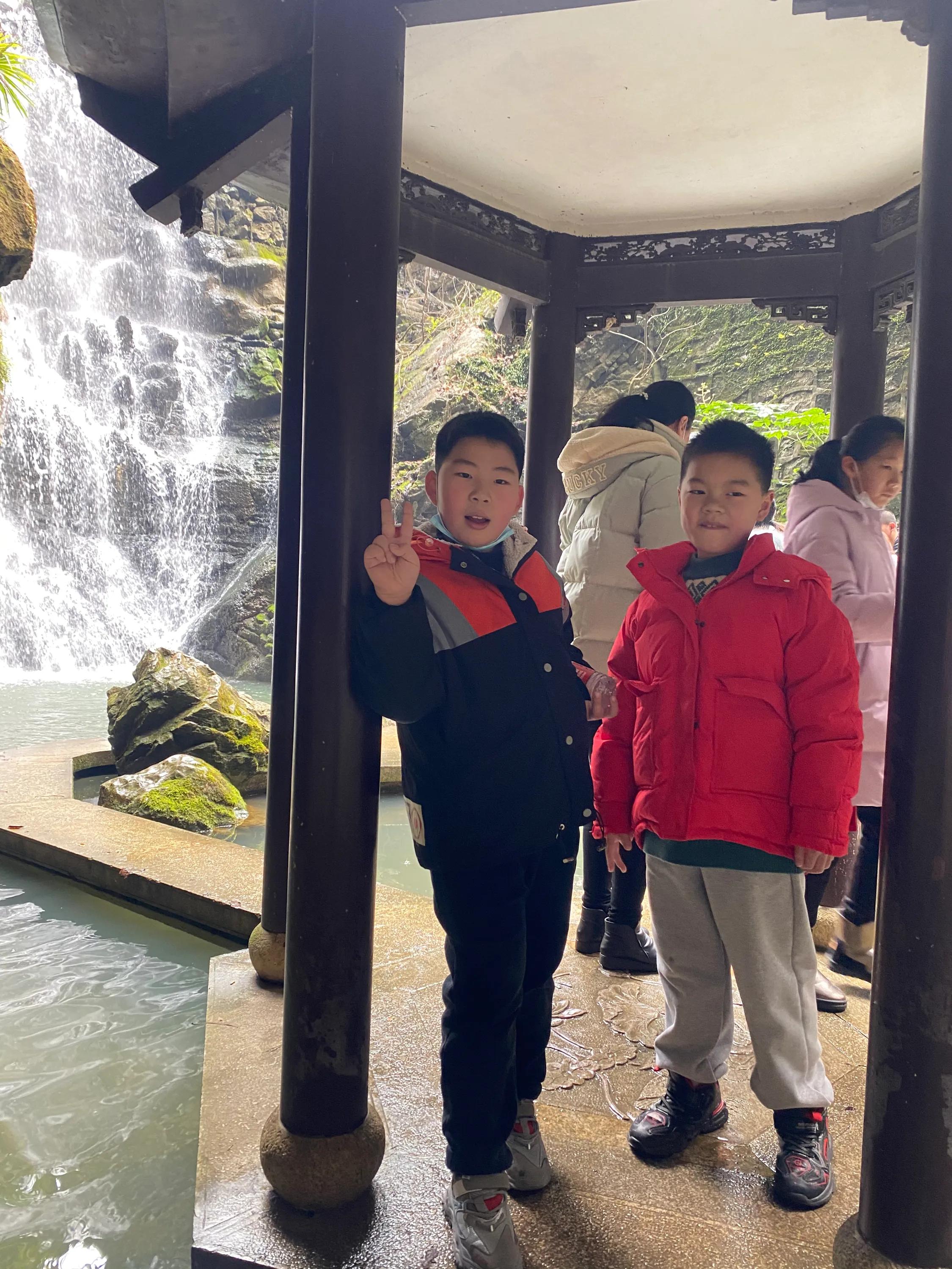 Shanjuan Cave, Yixing City, Wuxi City - iNEWS