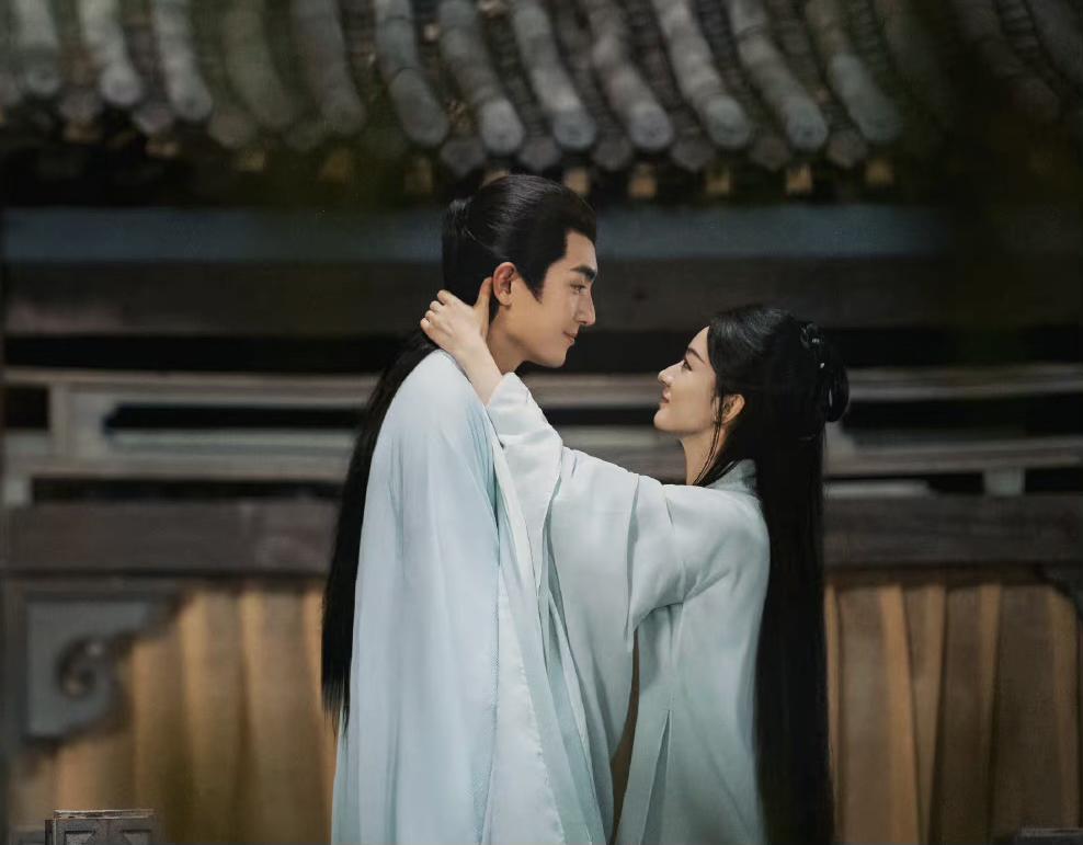 Zhao Liying, Luo Yunxi, Wu Qian, Bai Yu, Ni Ni, Qiao Xin, Wang Xiaochen - iNEWS