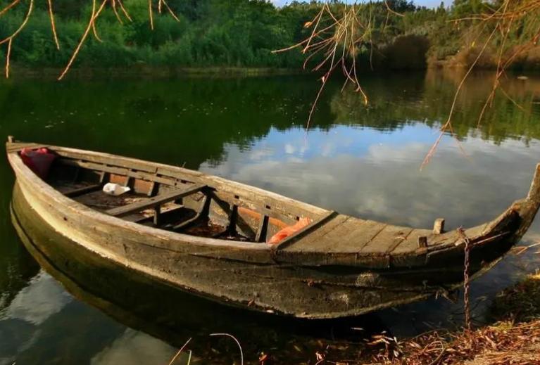 Waves in Nautical History: The Evolution of the Ship - iMedia