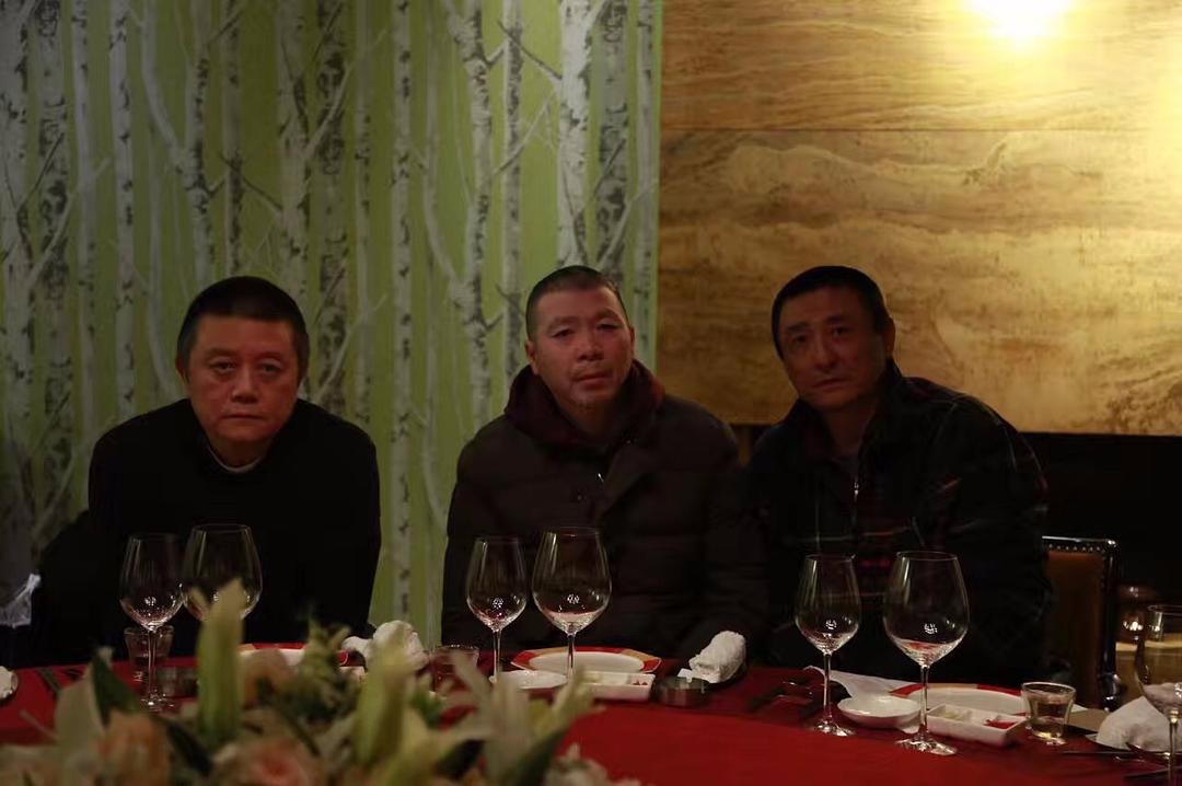 Goodbye, Huayi, goodbye, Feng Xiaogang! The veteran of the entertainment circle was finally ...