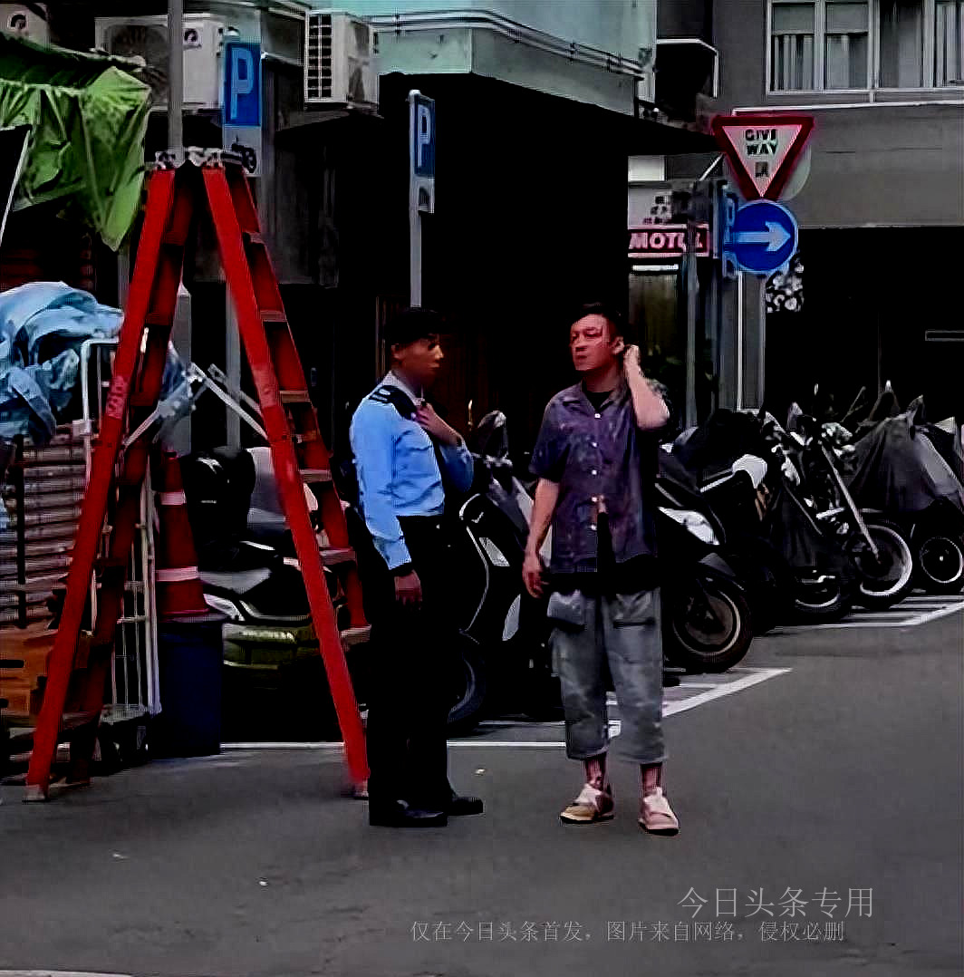 Edison Chen ran into 55-year-old Jordan Chan on the street. He was ...