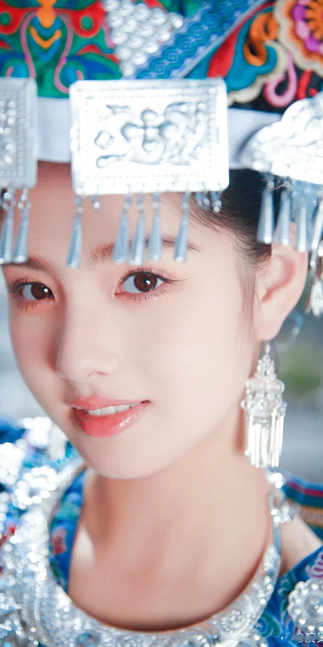 Beautiful Wallpaper - iNEWS