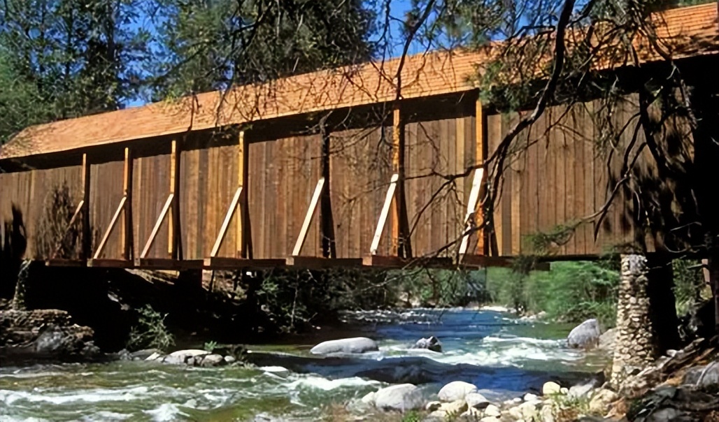 Construction of the Foster Covered Bridge in the United States ...