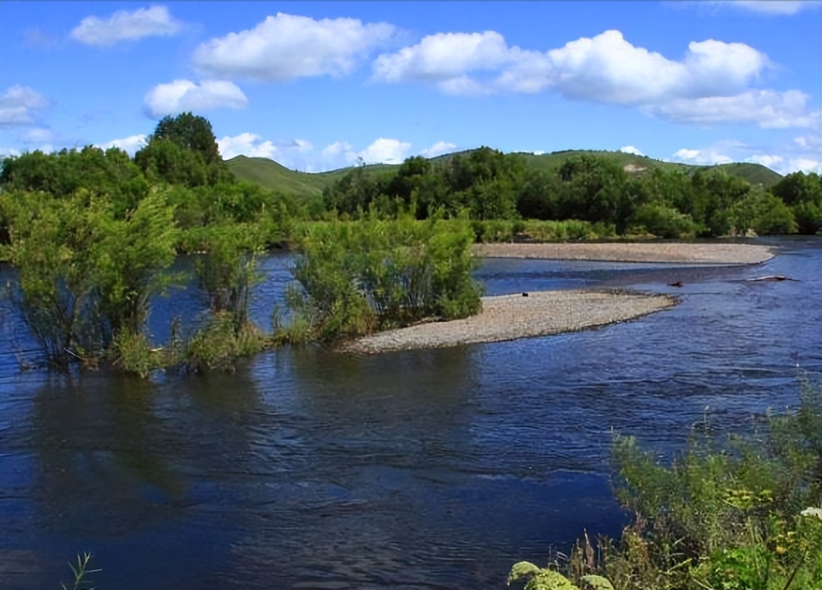 Trade and Cultural Exchange in the Senegal River Basin in the 17th and ...