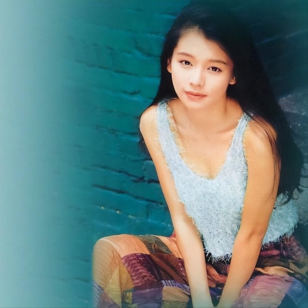 Behind the pure girl is a well-known "porn star", and Wang Leehom's ...
