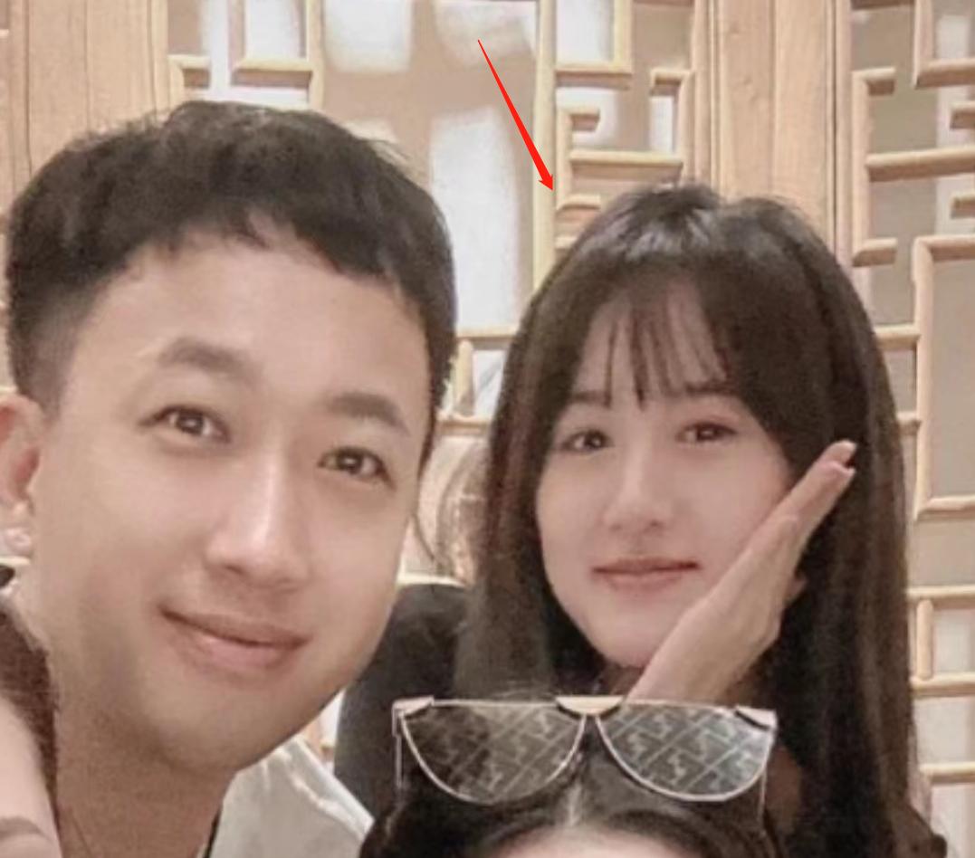 Yu Zheng took a recent photo of Yuan Bingyan, and made her first ...