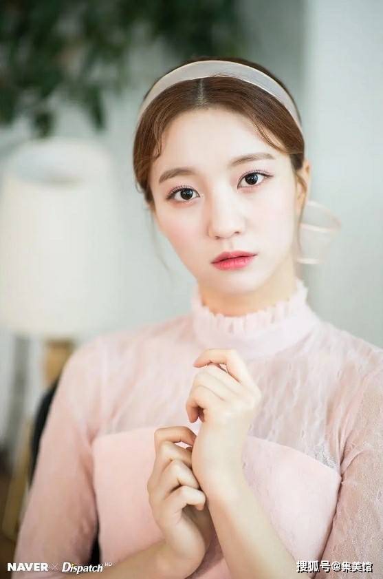 The pride of the entertainment industry! 28-year-old Bae Weibin is ...