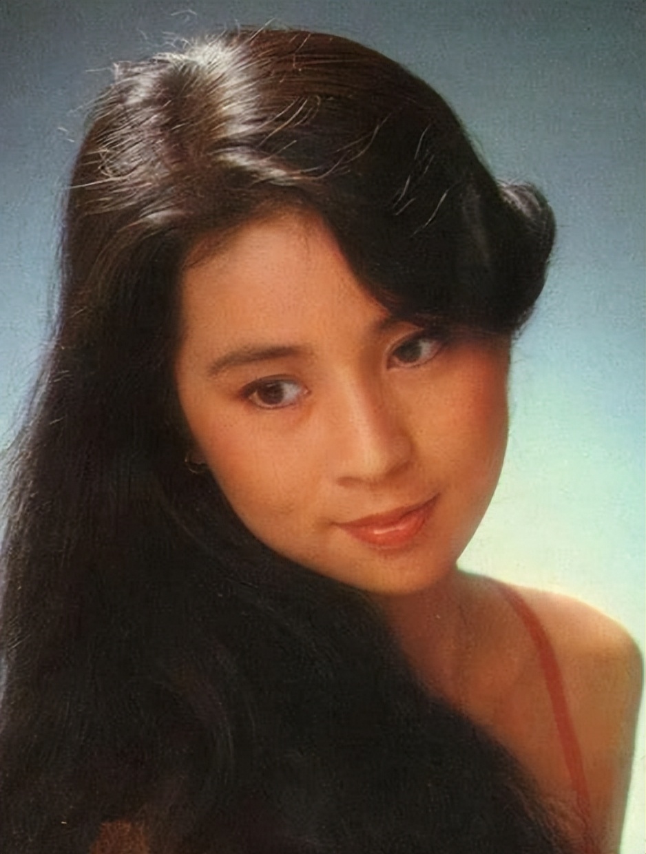 The most beautiful Chang'e Qiu Peining: My parents arranged a marriage ...