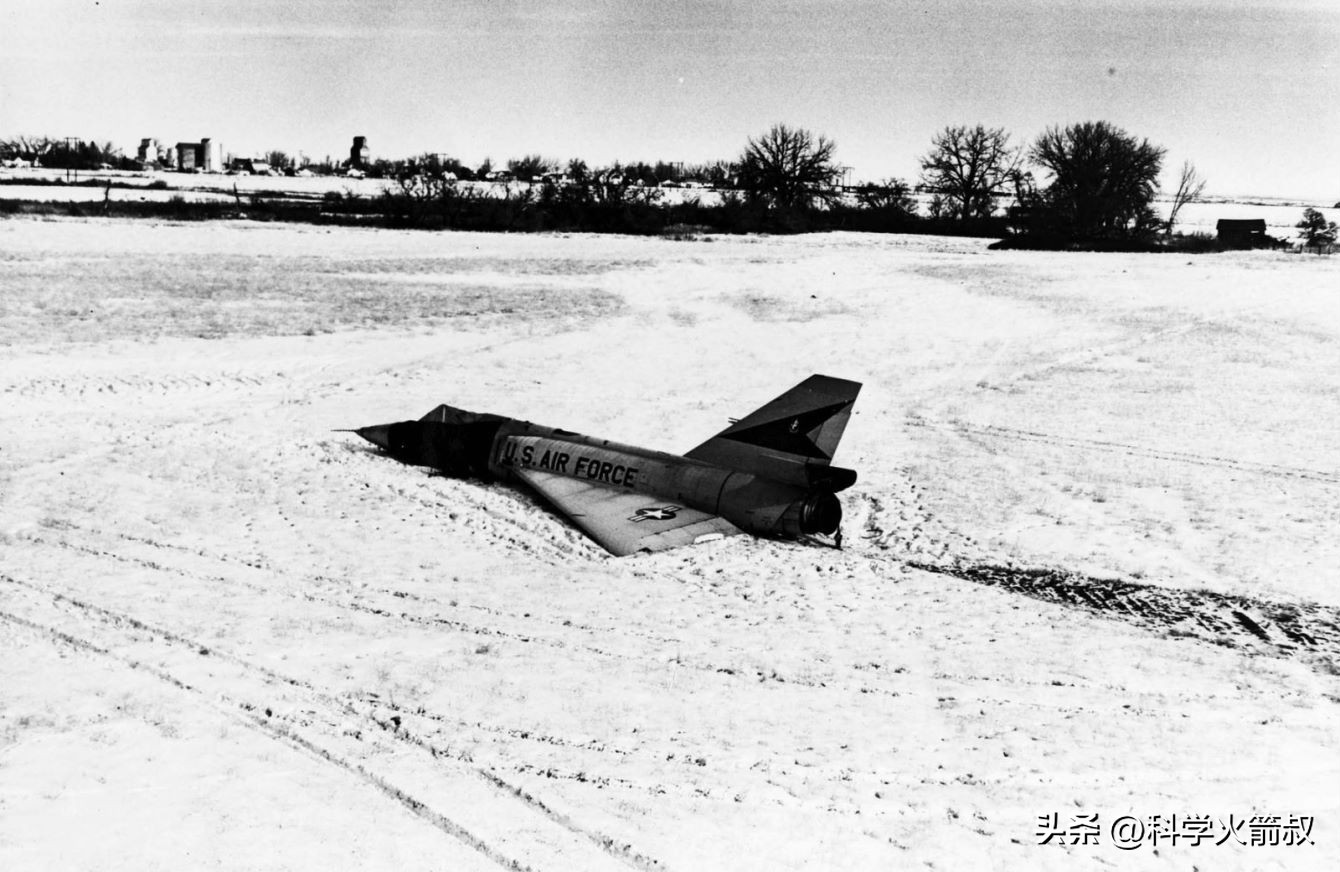 After the ejection, the plane landed safely by itself, what happened ...