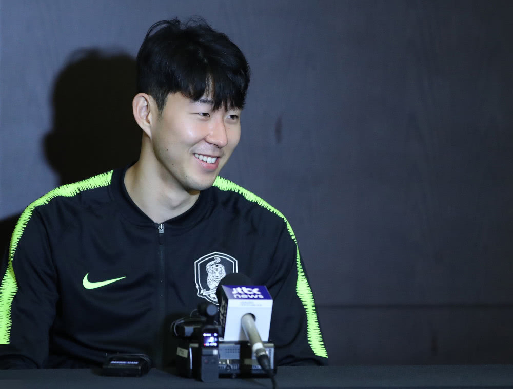 The Korean player who shines in Europe, "Asia's best brother" Sun ...