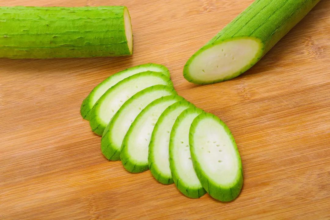 There are many benefits of eating loofah in summer, these 4 kinds of ...