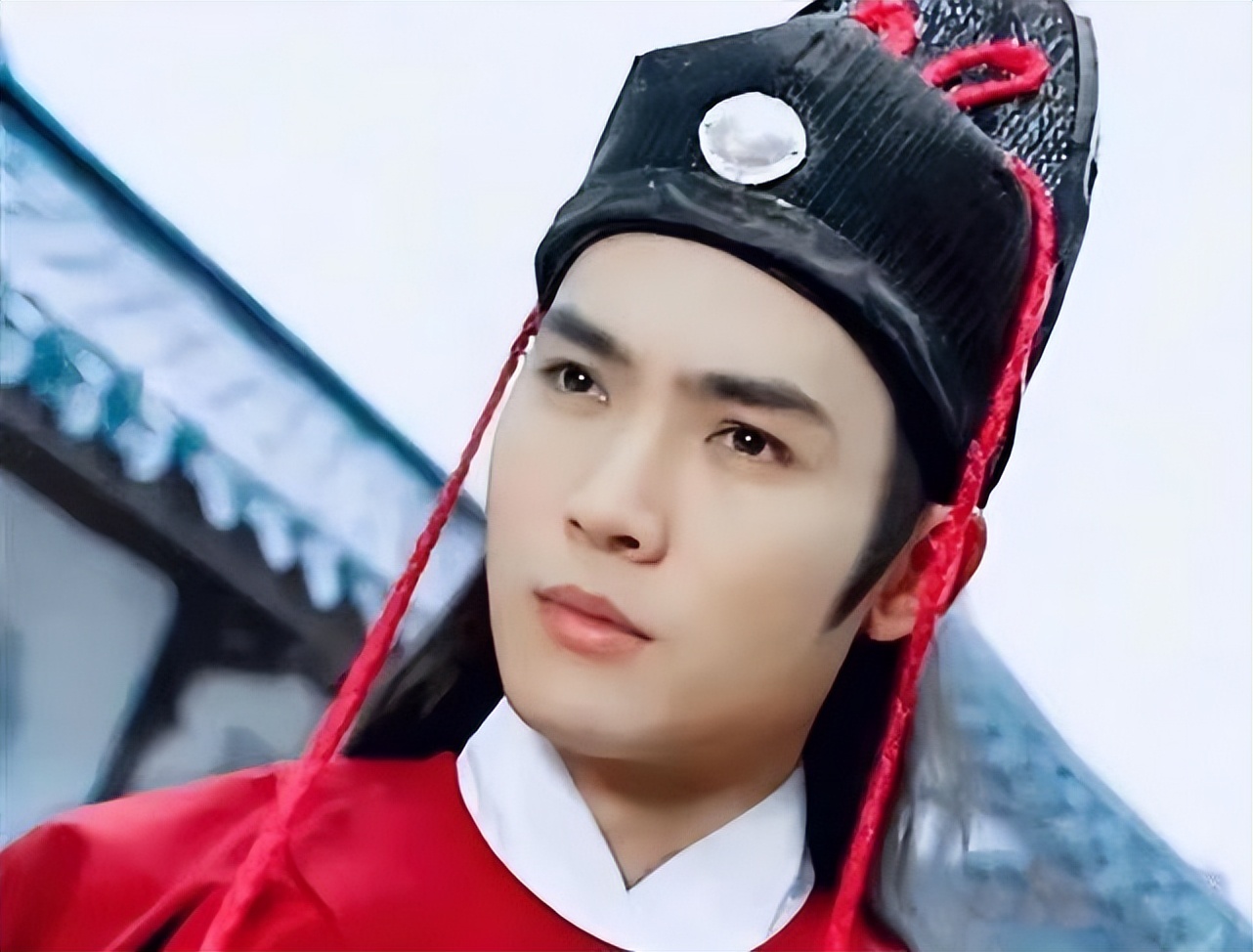 Jiao Enjun appeared in a furniture manufacturer, and the old puppet god ...