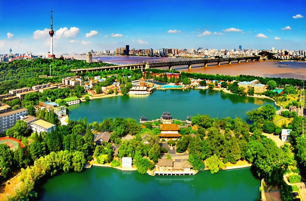 It is suggested that Wuhan City transform Hanyang Lianhua Lake Park ...