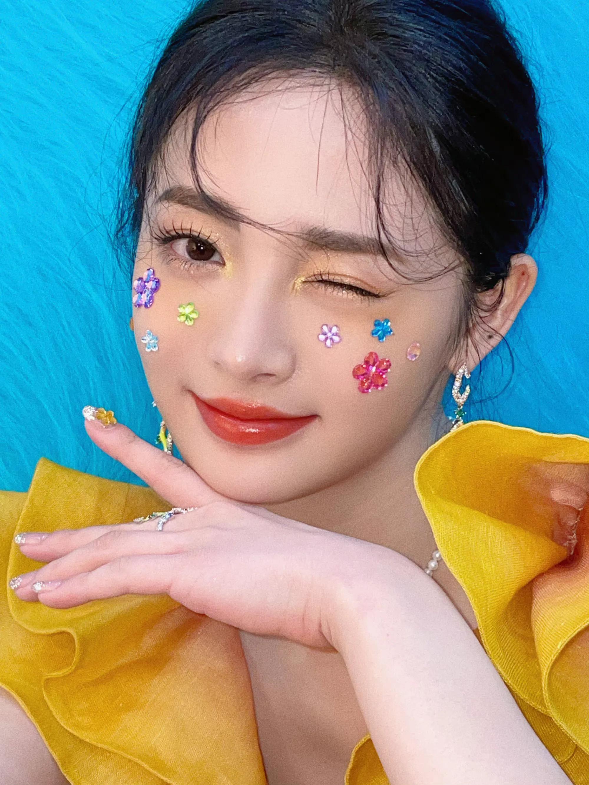 Zhou Jieqiong's Princess Xiaguang dress sings China - iNEWS