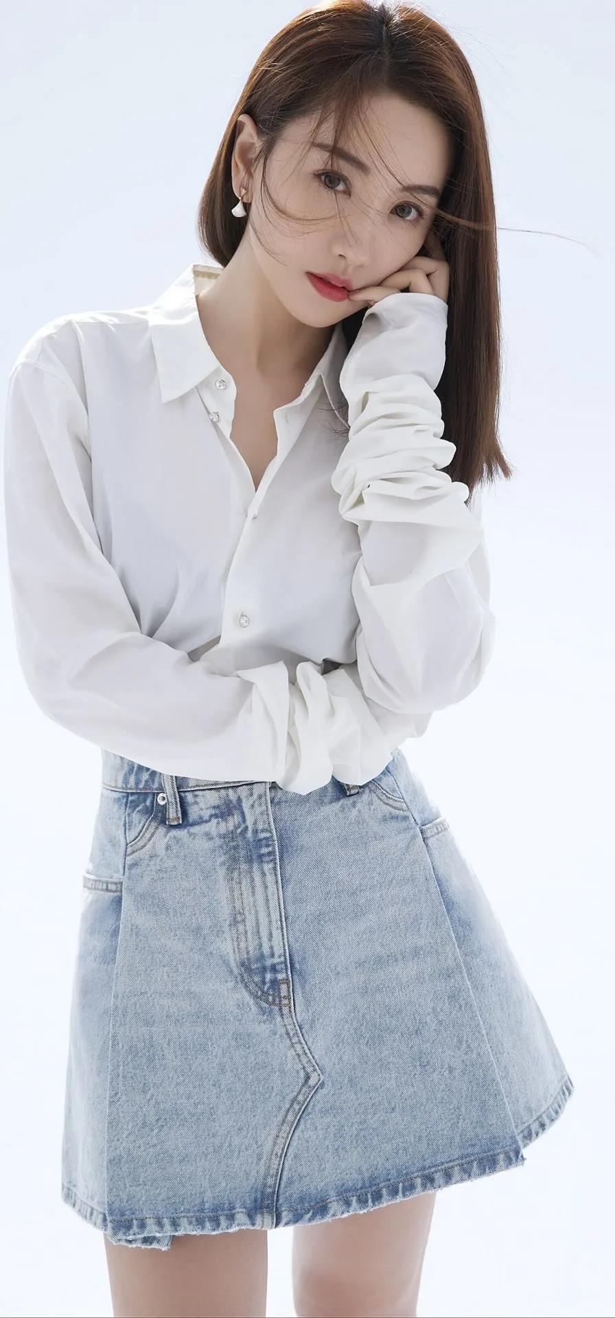 Star Beauty - Issue 127 Yang Rong - iMedia