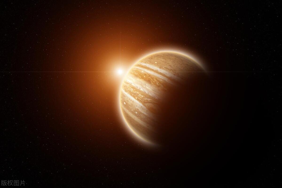 Explore the mysterious Jupiter: giant storms and liquid water oceans on ...
