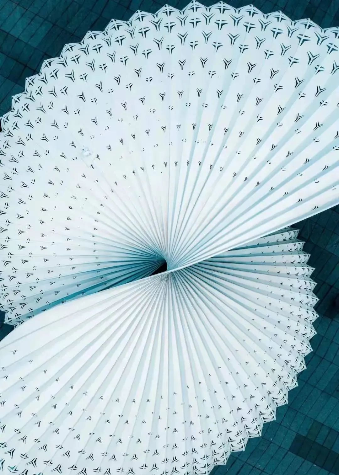 Suspended forest, shopping mall with vitality, the Pandora planet of ...