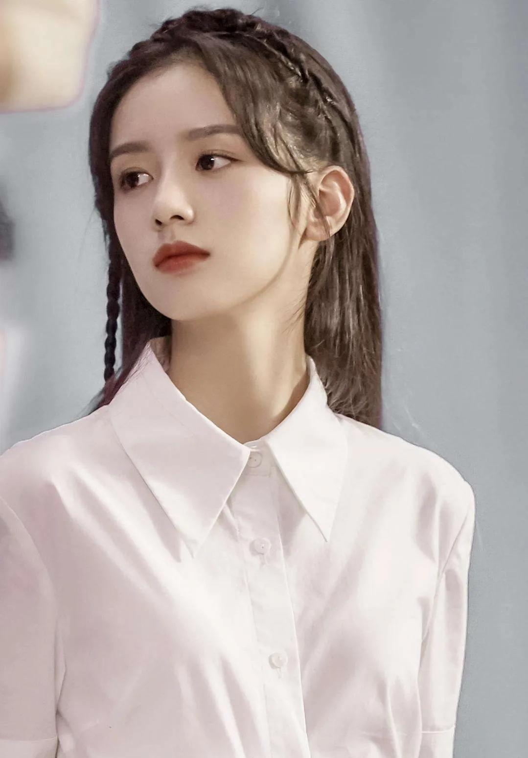 It is said that Zhou Ye and Zhang Jingyi look alike, what is the ...