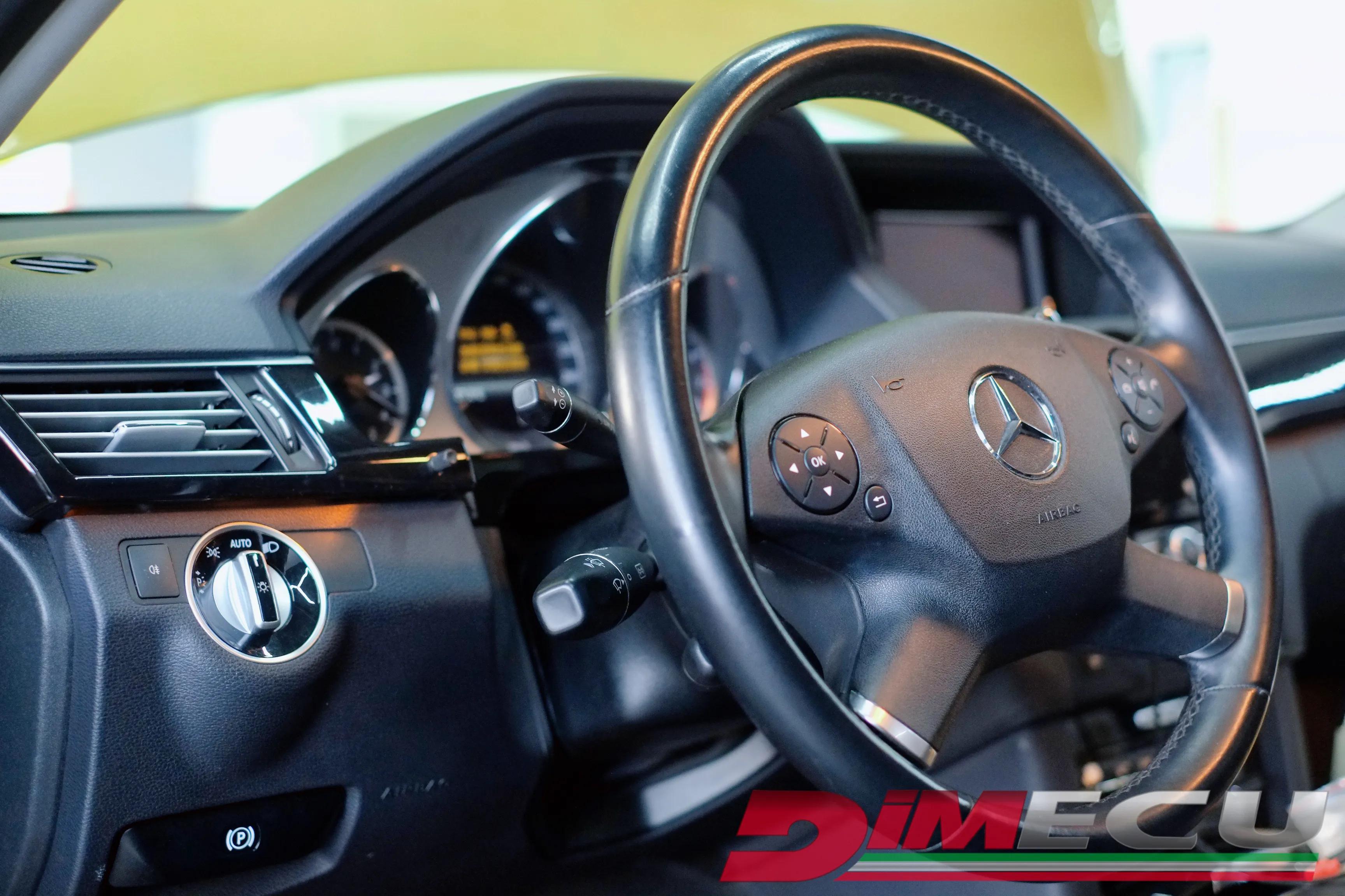 Mercedes-Benz E260L 1.8T power upgrade ten-year-old car full of vitality - iMedia