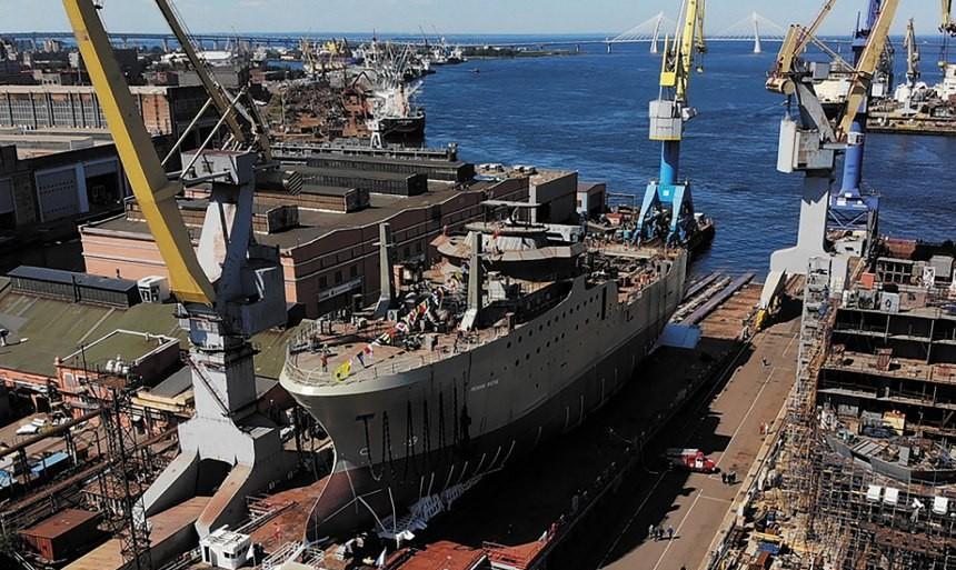 Putin personally ordered the sale of the largest shipyard. In the ...