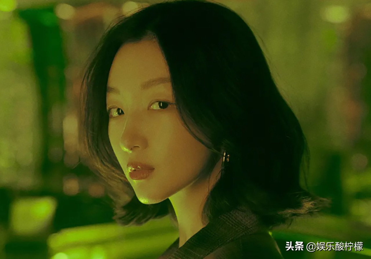 The first female artist at the box office of 10 billion, missed Zhou ...