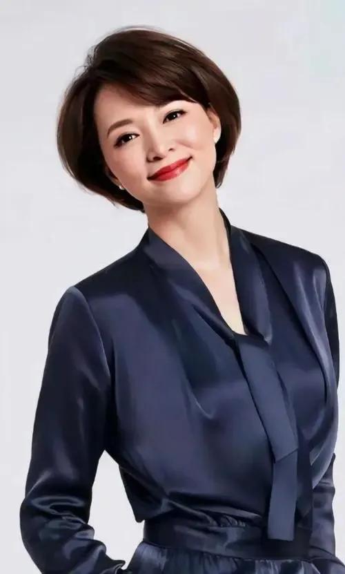 One sister of CCTV - Dong Qing - iNEWS