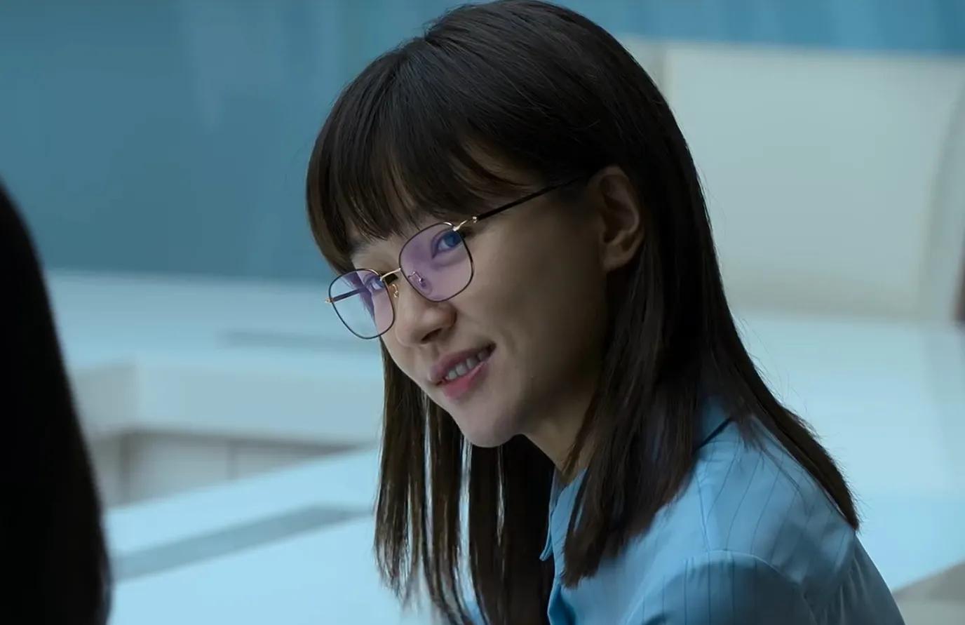 "Outside Court" devoured Mad Dog 357, the "spy" Xiao Zhen who lost his pain, and his identity ...