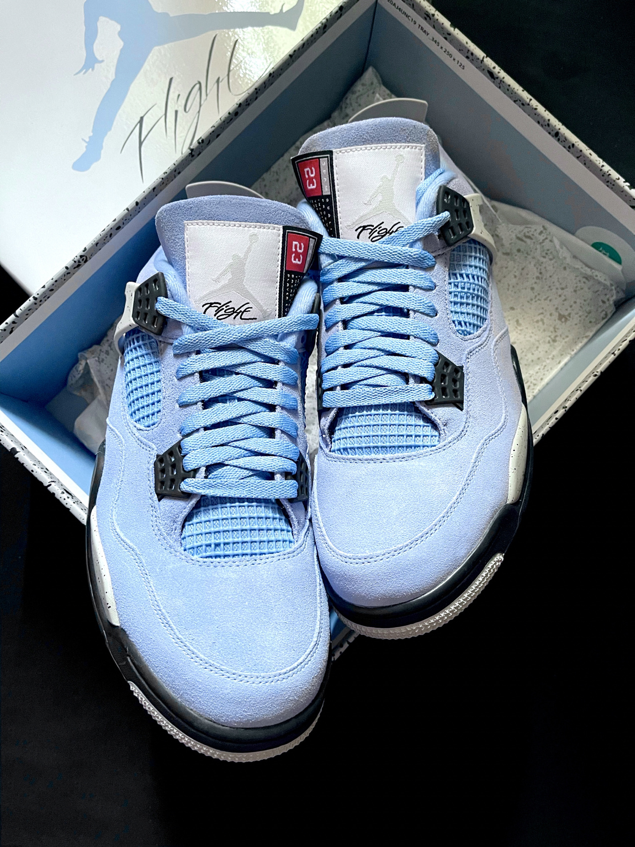 AJ4 University Blue - iNEWS