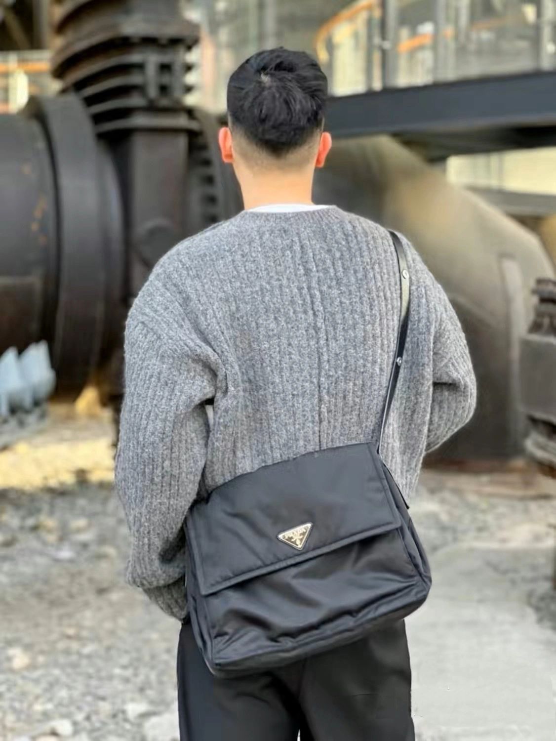 LUSS LOOP Prada 10 Bags for Boys - iNEWS