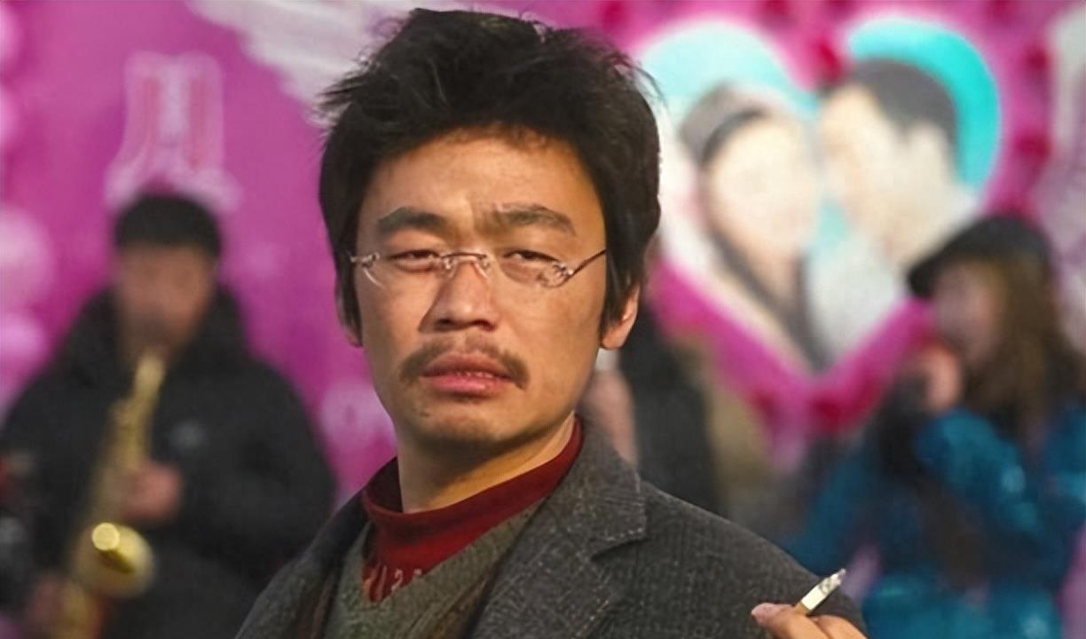 With Ma Rong in front and Feng Qing in the back, the unlucky Baoqiang ...