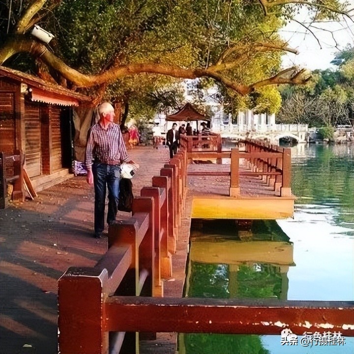 I am waiting for you in the most beautiful sunset of Rongshan Lake! - iNEWS