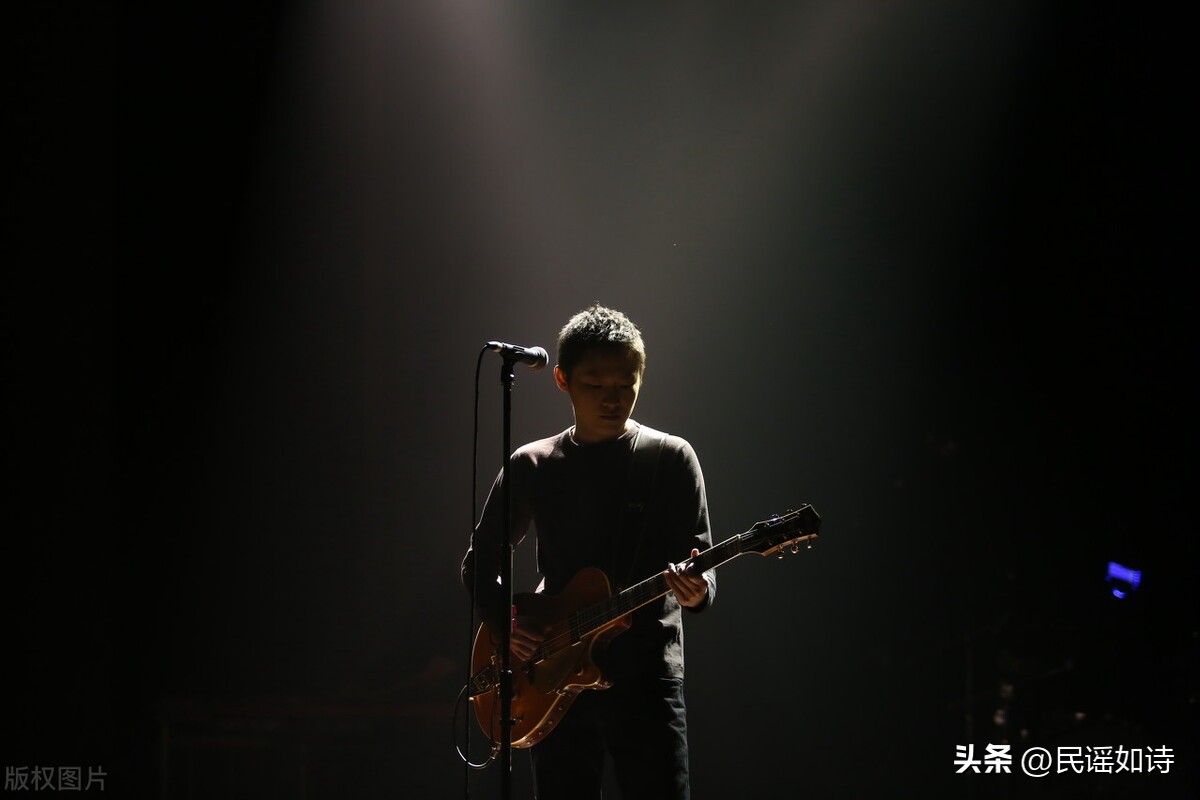 The star of hope in the Chinese rock music scene - Liang Bo - iNEWS