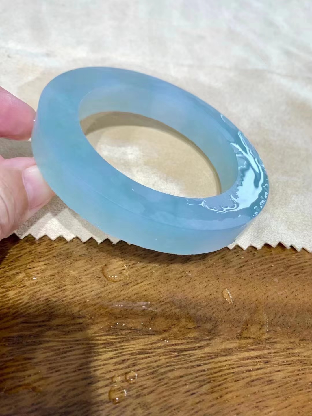 What is the price of sky blue jadeite bracelet - iMedia