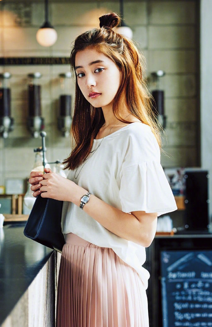 A fresh photo shoot on Xinmu Yuko Street - iNEWS