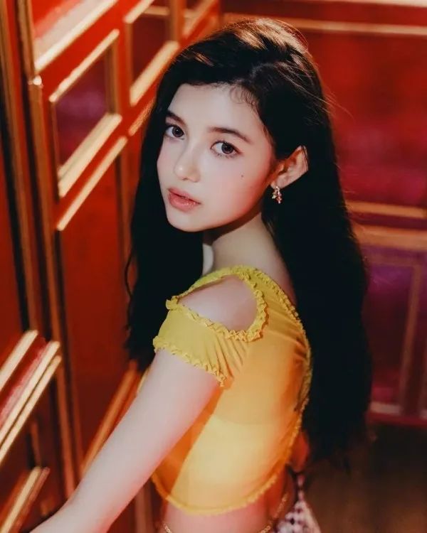 Jessica中國C位出道?與少女時代回歸時間重合;HYBE閔熙珍女團公開 - 資訊咖