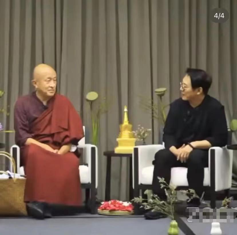 Jet Li appeared in Buddhist activities!Communication with the master is ...