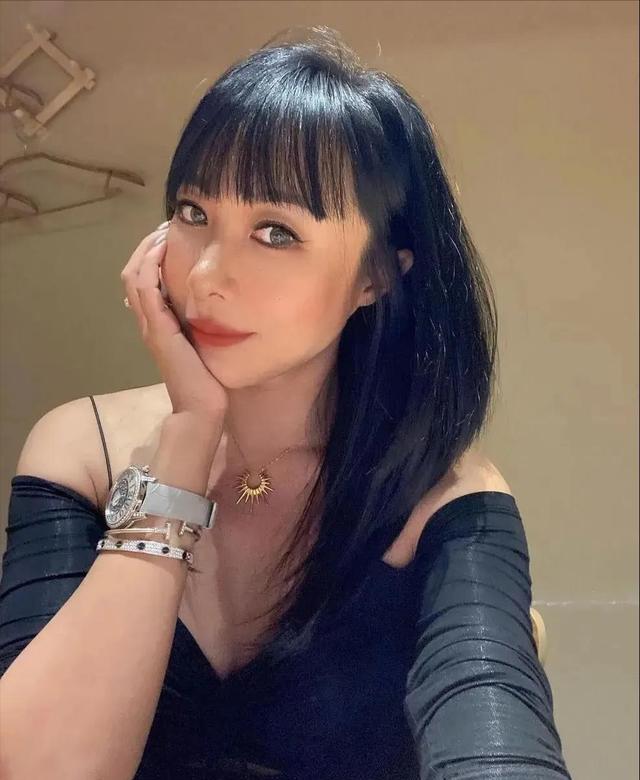 The 38-year-old mother took her baby to exercise, she appeared without ...