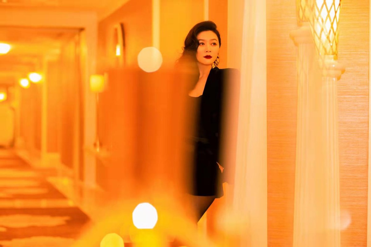 This is the goddess of grace, Tian Hairong appeared on the red carpet ...