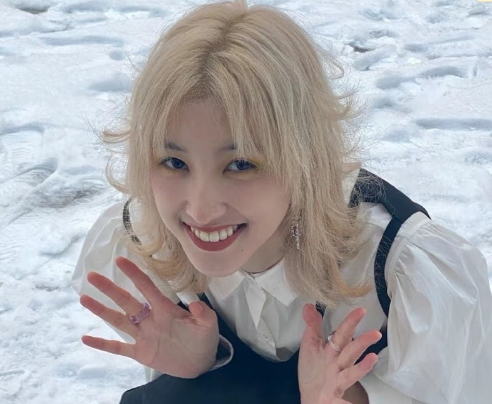 Hua Chenyu's gossip girlfriend is sick, hasn't showered for 8 days, the pillowcase is moldy and ...