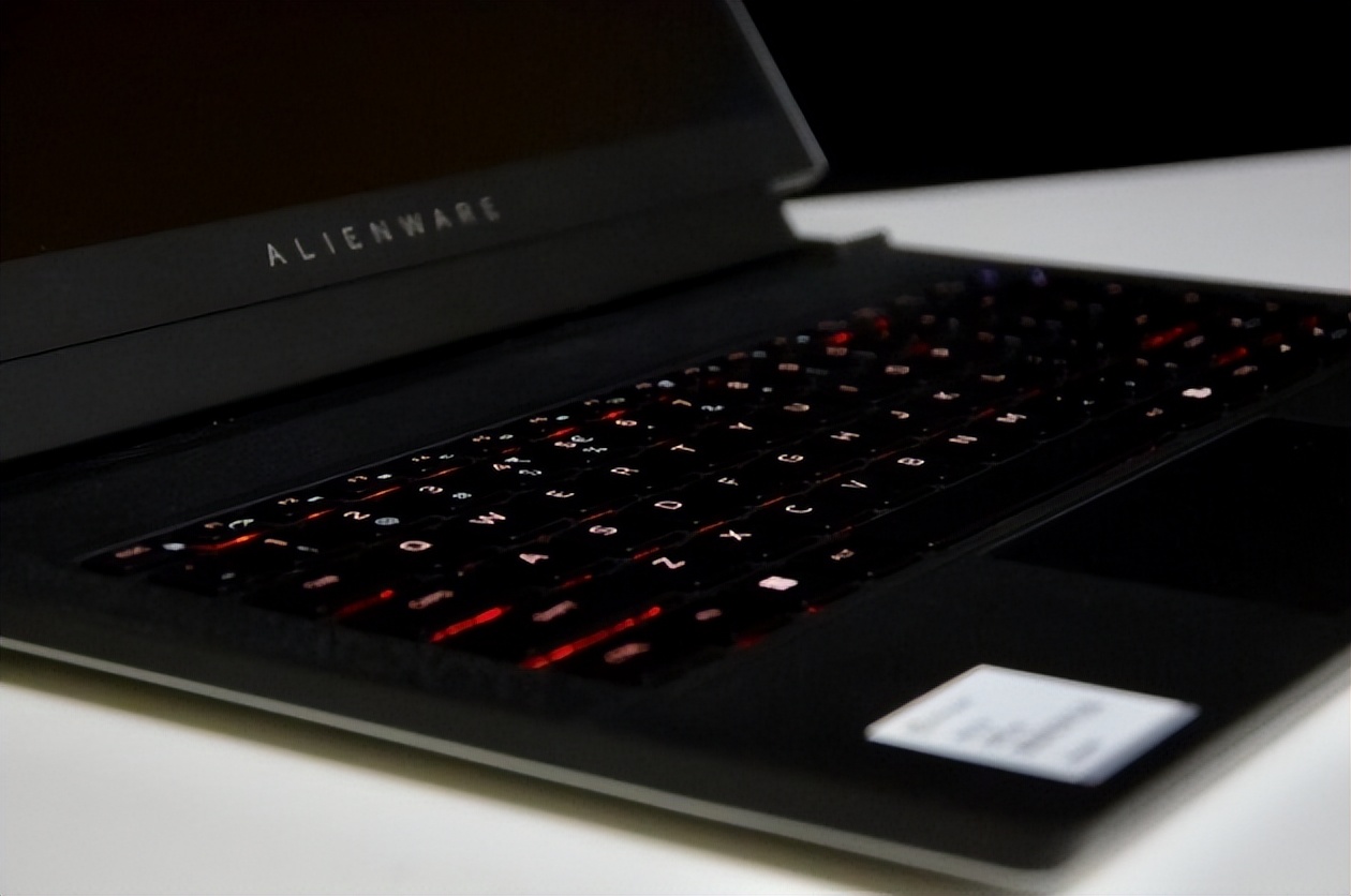 Subverting traditional design and leading the trend of technology ...