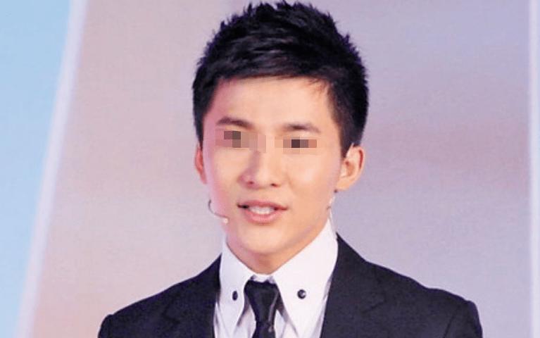 He was once the "most handsome host" of CCTV and he was only 32 years ...
