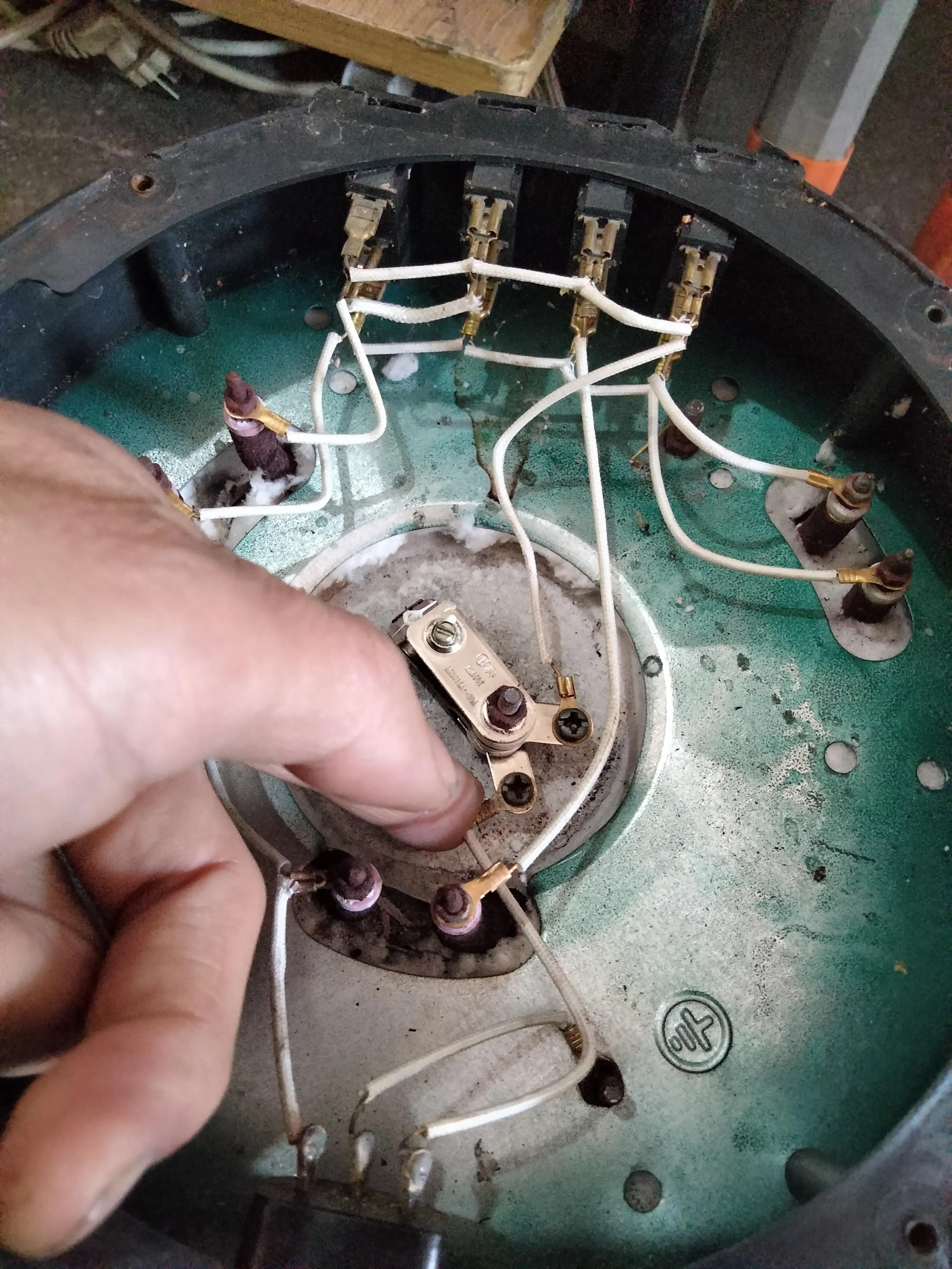 How to wire the inside of a 2100 watt electric hot pot with 4 rocker ...