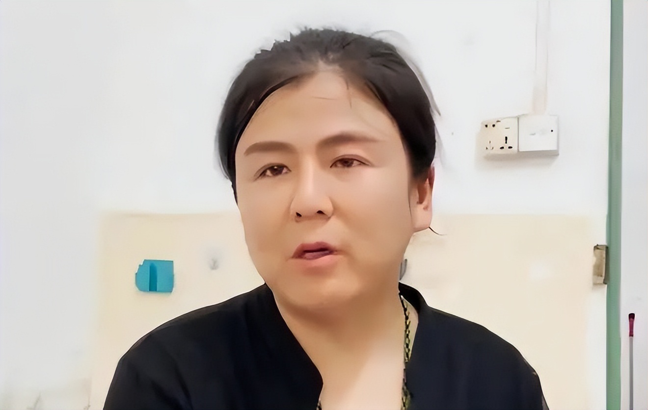 Both male and female reproductive organs? "Androgynous" for more than ...