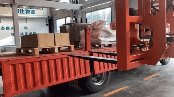 Tuyang 3D Vision Guided Pallet Recognition Fork Pick Application - iNEWS