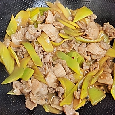 Stir-fried Bamboo Shoots with Home-style Pork - iMedia