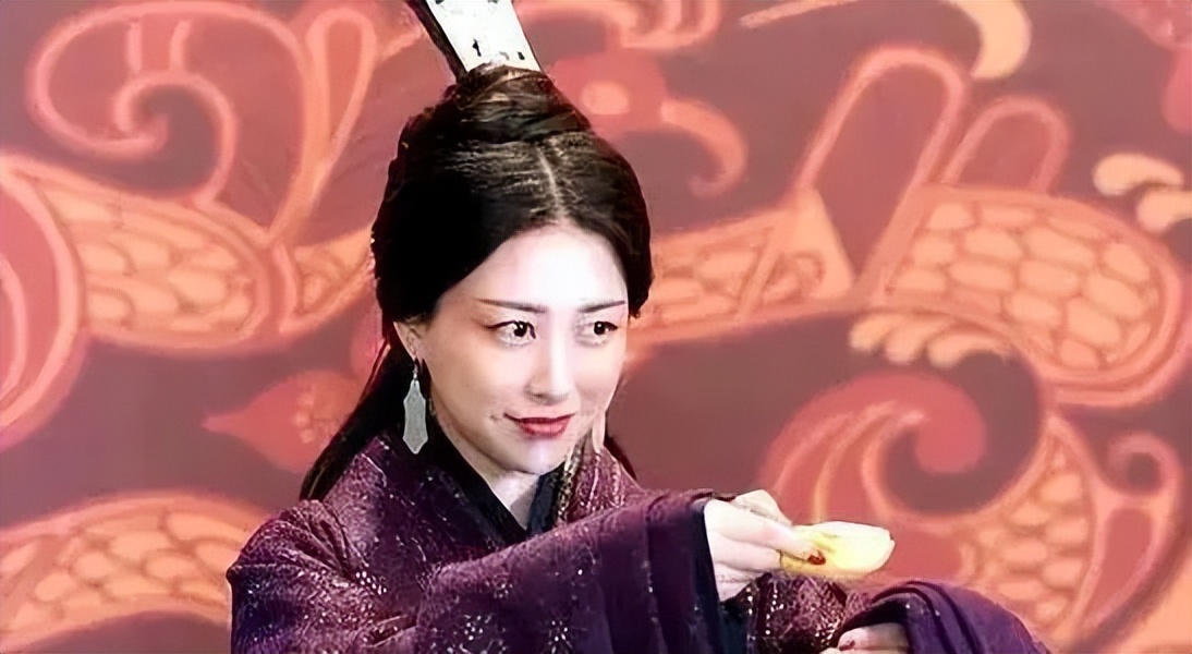 Although Chu has three households, the death of Qin must be Chu. After ...