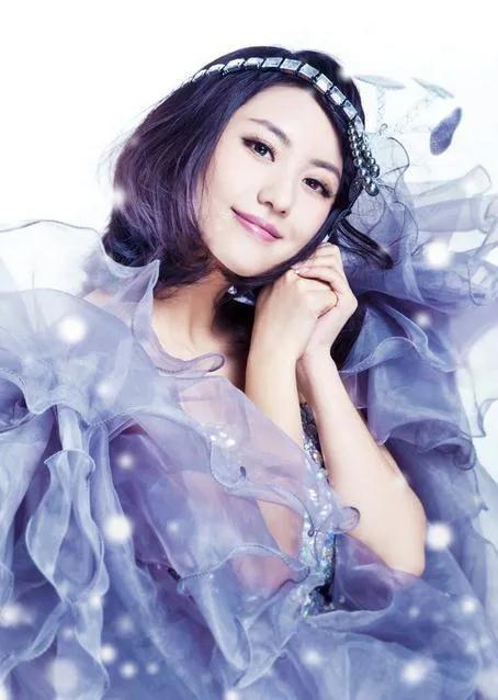 Zhang Xinxin's beautiful pictures - iNEWS