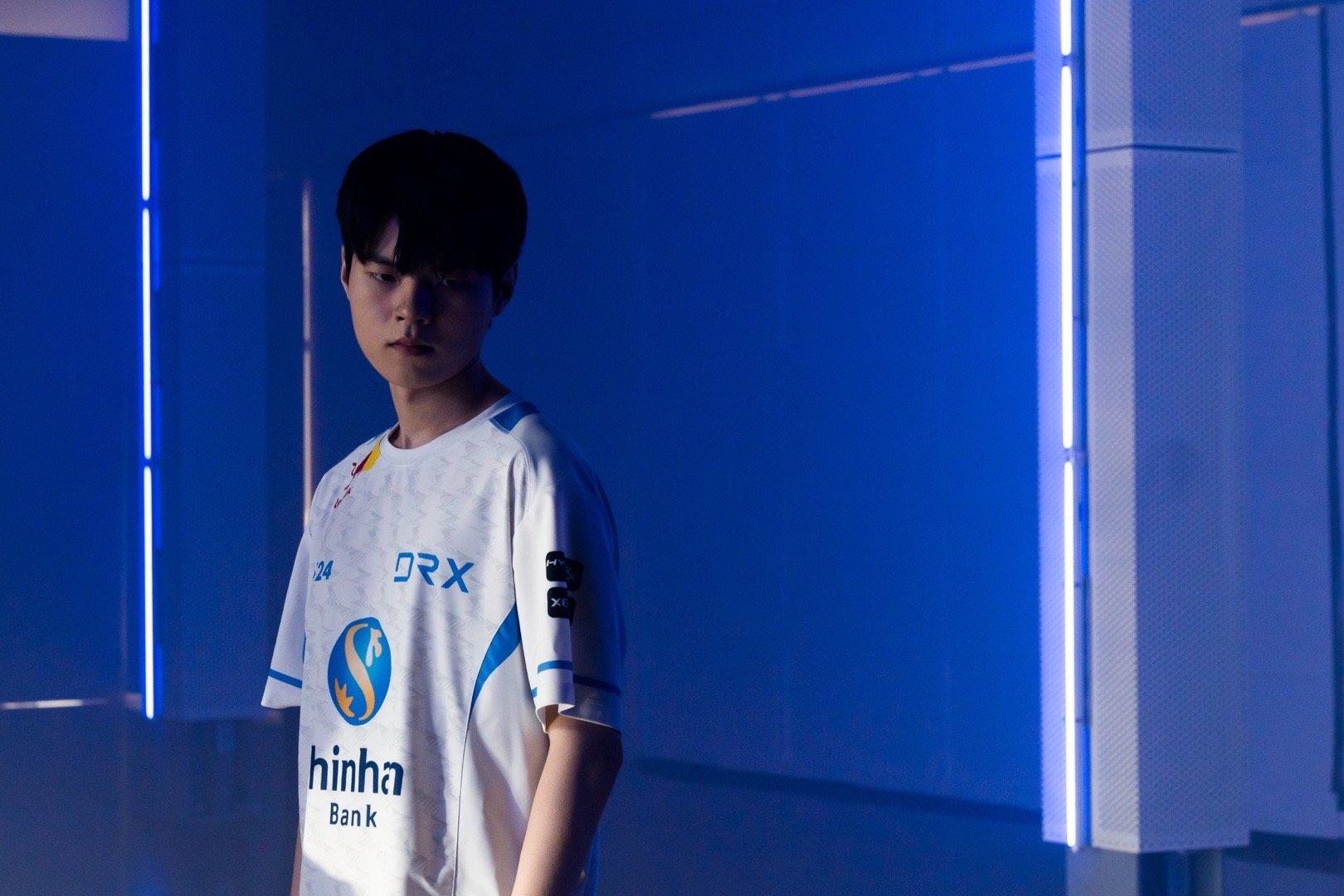 RNG and DRX rushed to the hot search in the same group, and fans frantically swiped "don't open ...